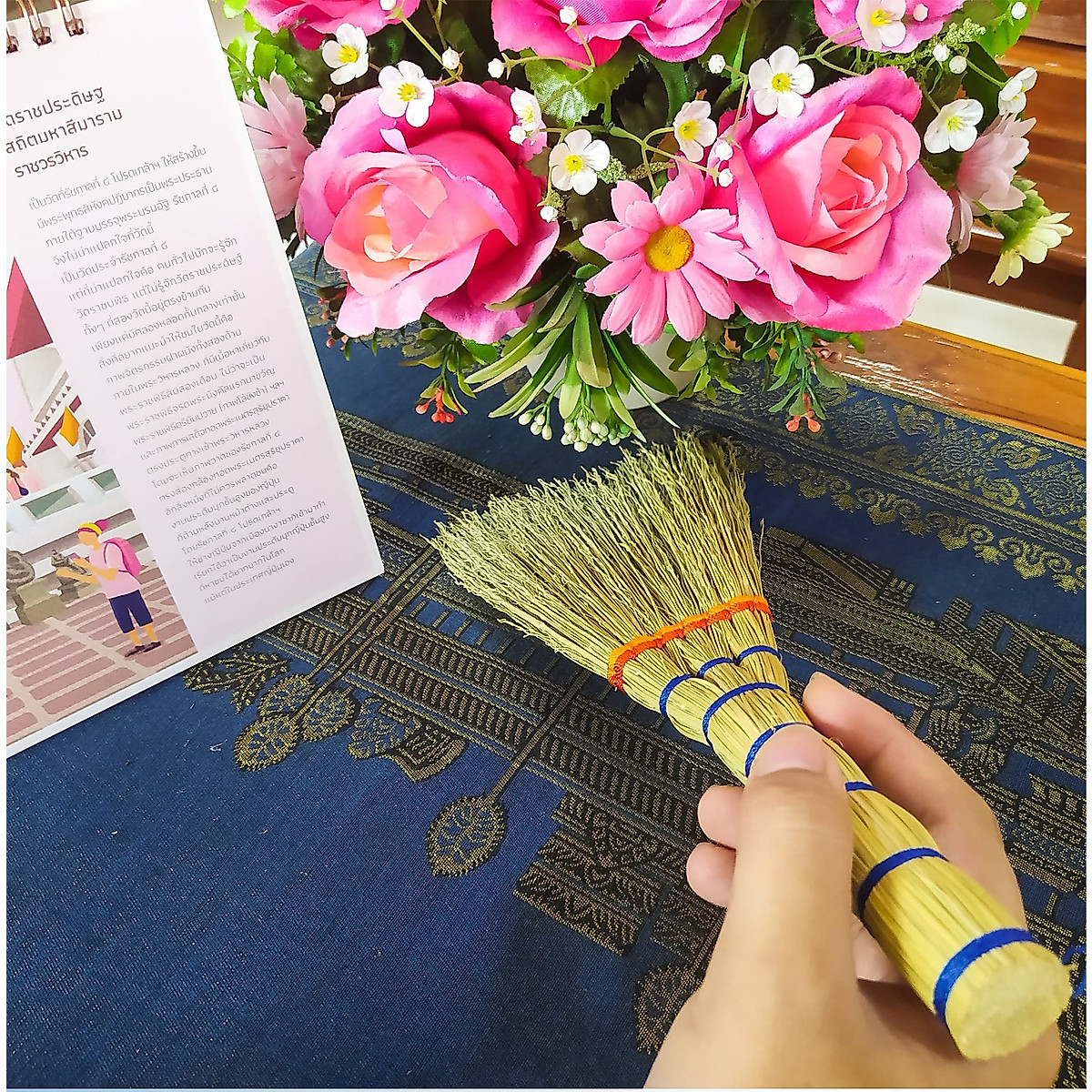 Small Corn Wisk Brush Broom 11 Inch Flagged Indoor Heavy Duty Multi Surface Hard & Soft Floor Home Office Cleaning Tool Supplies 100% Handmade for Household Sweeping Indoor Outdoor (Random 2)