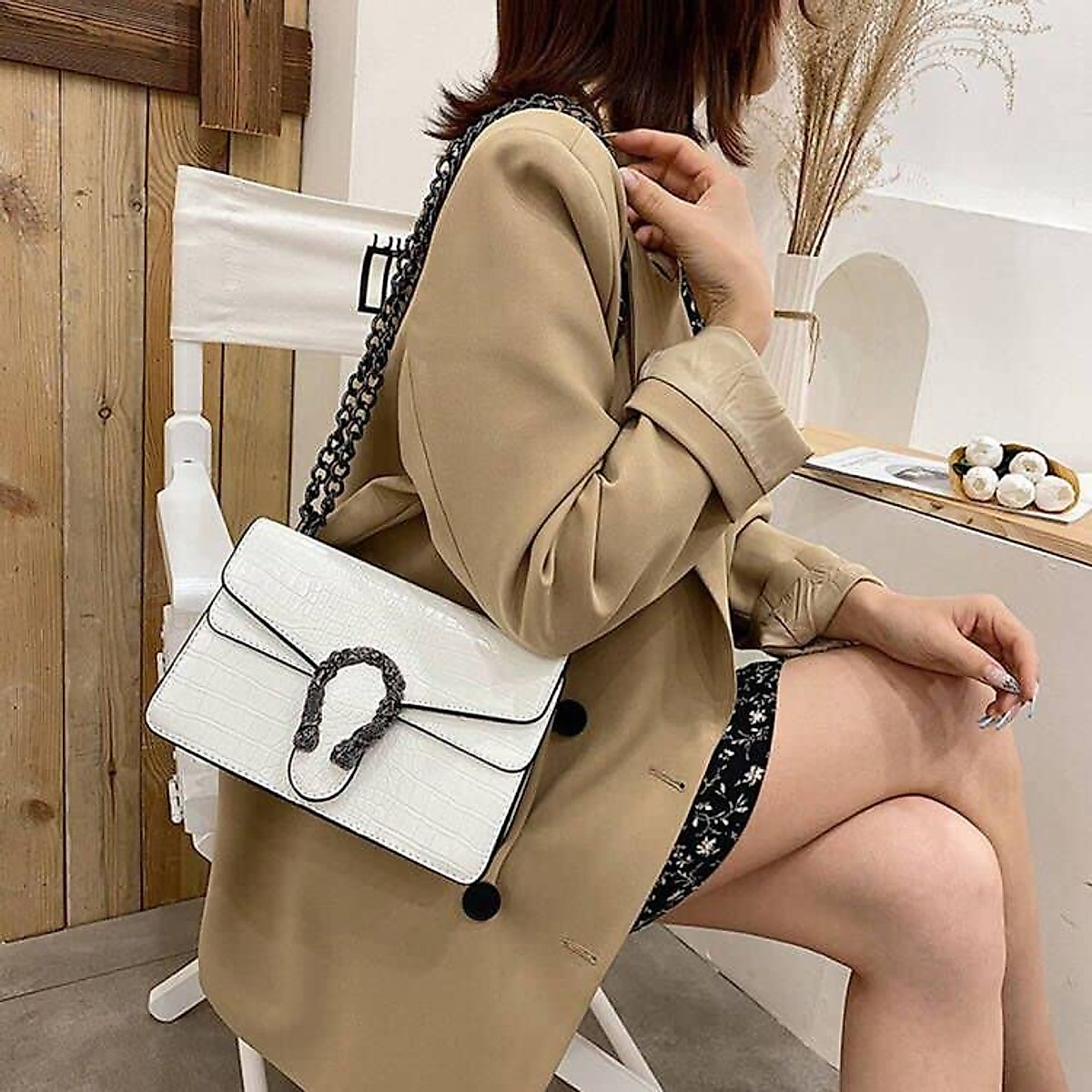 Gxamz Women Crocodile Pattern Leather Crossbody Shoulder Bag Retro Clutch Handbag with Chain Satchel Bag (White)