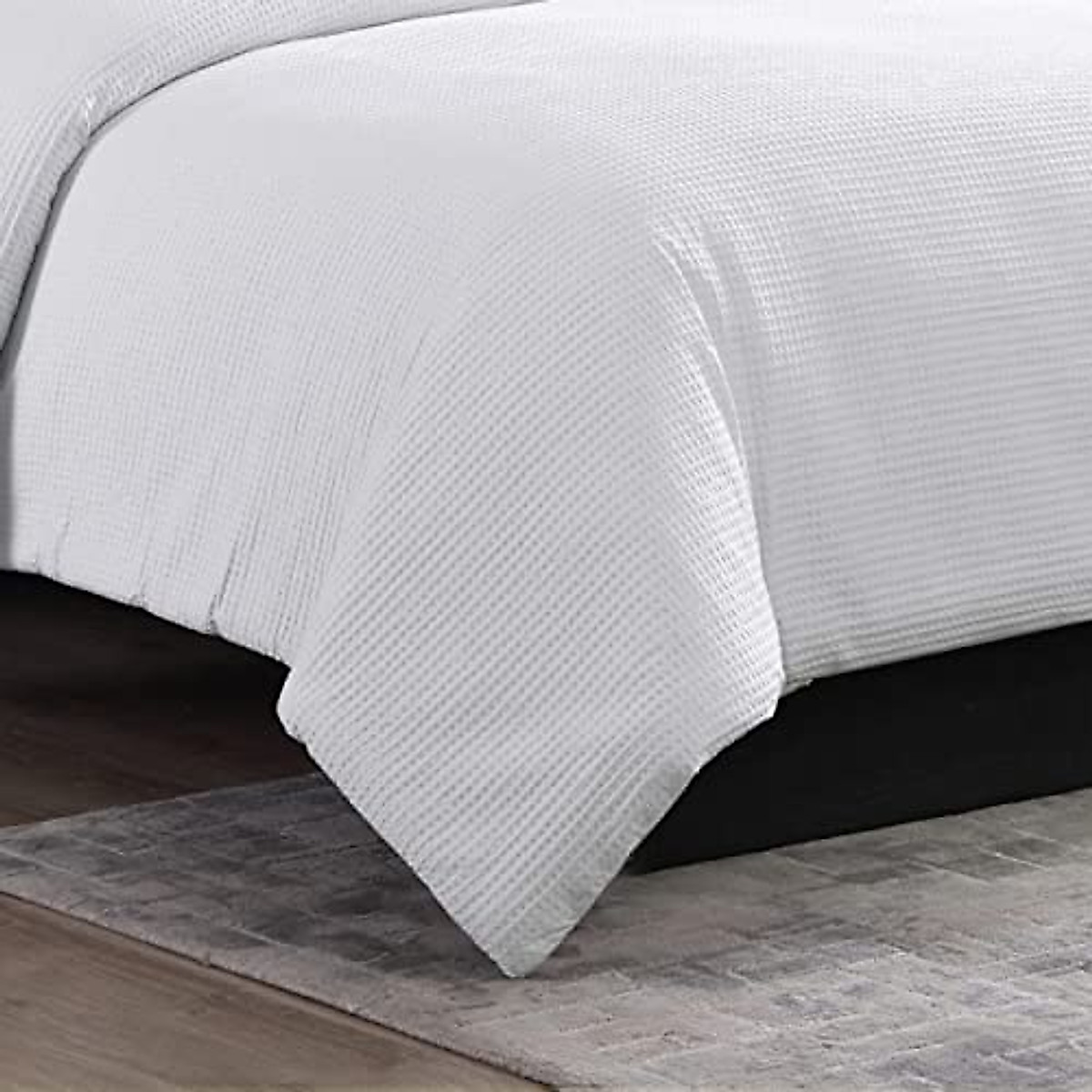 Vera Wang - Queen Comforter Set, Luxury Cotton Bedding with Matching Shams, Medium Weight & Ideal for All Seasons (Waffle Pique Queen, White)
