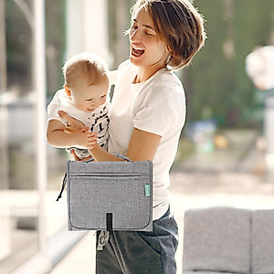 Baby Portable Changing Pad, VHOPMORE Detachable Waterproof Changing Mat with Head Cushion and Pockets, Baby Travel Diaper Bag Changing Station Kit Baby Shower Gift for Newborn Boy & Girl