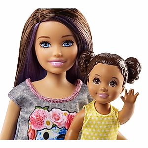 Barbie Skipper Babysitters Inc 2 Dolls & Accessories, Set with Brunette Skipper Doll, Small Doll & Bouncy Stroller (Amazon Exclusive)