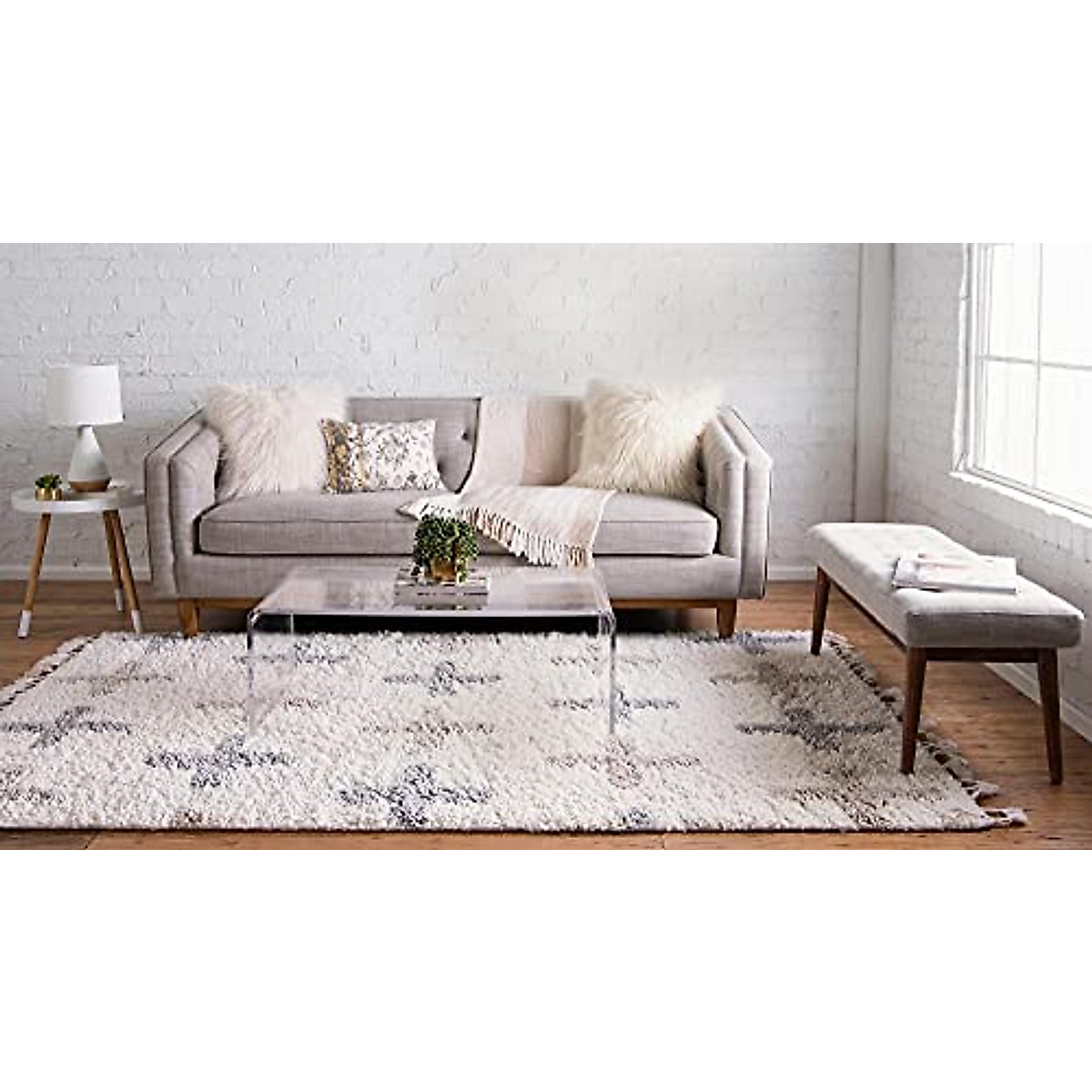 Unique Loom Hygge Shag Collection Modern Moroccan Inspired, Geometric Design, Plush & Cozy Area Rug, 2' 2" x 3' 0", Ivory/Tan