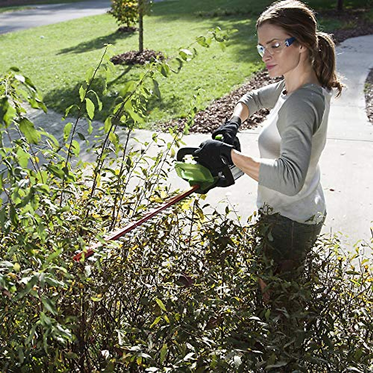 Greenworks 40V 24" Cordless Hedge Trimmer, 3.0Ah Battery and Charger Included