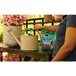 Miracle-Gro Water Soluble Azalea, Camellia, Rhododendron Plant Food - Fertilizer for Acid-Loving Plants & Flowers, 5 lb.