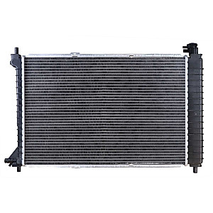 AutoShack Radiator Replacement for 1997 1998 1999 2000 2001 2002 2003 2004 Ford Mustang 3.8L V6 RWD RK789