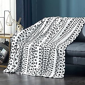 Vessia Oversized Flannel Fleece Plush Blanket Throw Size(50"x70") - Black and White Boho Geometric Pattern Blanket - Soft Cozy Lightweight Microfiber Blanket for All Seasons