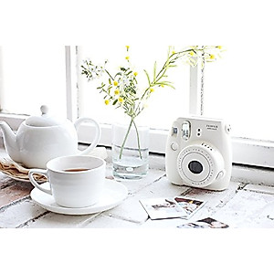 FujiFilm Instax Mini 8 with Strap and Batteries (White)