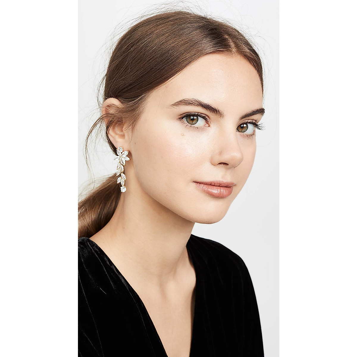 SHASHI Women's Irresistible Earrings, Crystal, Clear, Gold, One Size