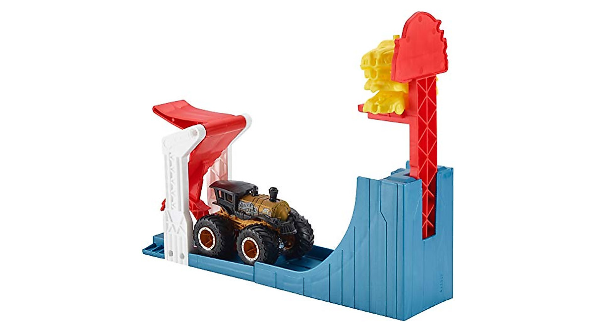 Hot Wheels Monster Trucks Big AIR Breakout Play Set