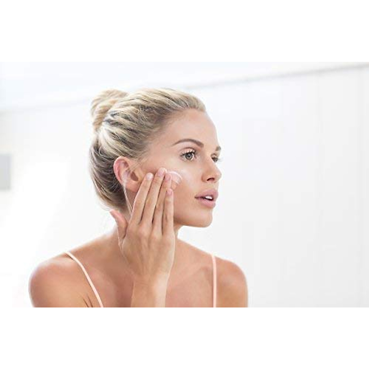 Kopari Coconut Face Cream - Lightweight Face Lotion and Daily Face Moisturizer Rich in High Concentrations of Vitamins, Minerals and Antioxidants With 100% Organic Coconut Oil, Non GMO 2.5 Oz