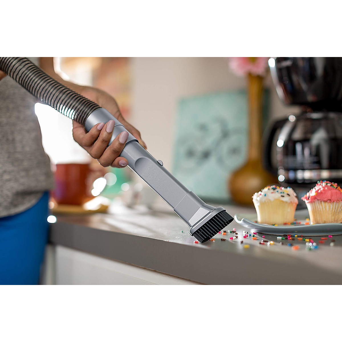 Dirt Devil Endura Max Upright Bagless Vacuum Cleaner for Carpet and Hard Floor, Powerful, Lightweight, Corded Vacuum Cleaners for Home Use