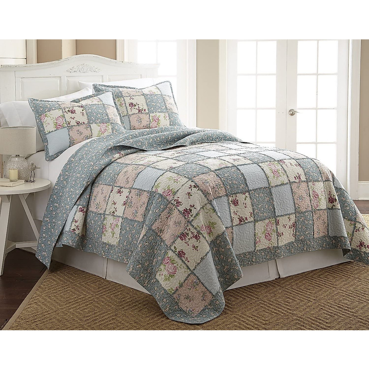 Chezmoi Collection Abbi 3-Piece Shabby Chic Bedding Queen Quilt Set Pre-Washed Cotton Floral Coverlet Bedspread Ruffled Patchwork Quilt Queen Size