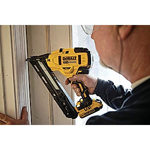 DEWALT 20V MAX Finish Nailer Kit, Angled, 15GA, Battery, Charger & Bag (DCN650D1)