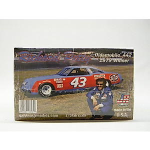 SJM NASCAR Richard Petty 1979 Winner Oldsmobile 442 Model CAR KIT