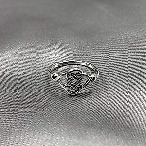 Gem Avenue 925 Sterling Silver Celtic Knot Design Ring for Women Size 7