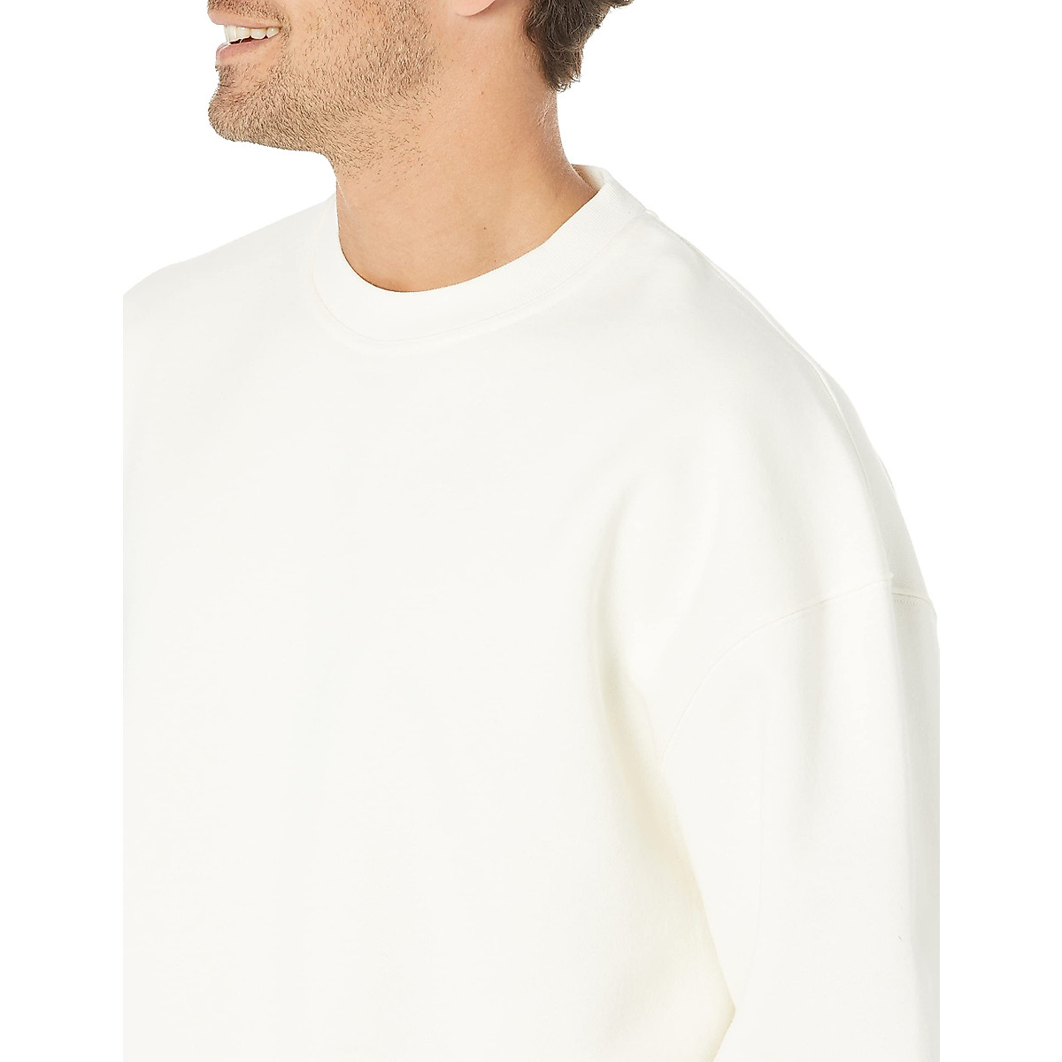 Amazon Essentials Men's Oversized-Fit Crewneck Sweatshirt (Available in Big & Tall), Eggshell White, Small