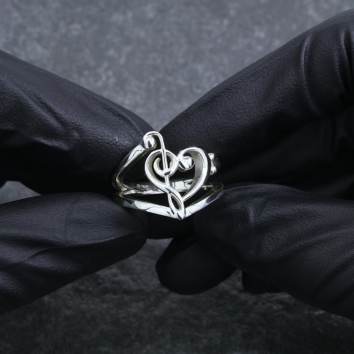 Moore's Jewelers .925 Sterling Silver Treble and Bass Clef Ring (9)