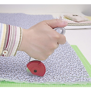 NT Cutter RO1000GPUSA 45mm Rolling Cutter with Metal Handle