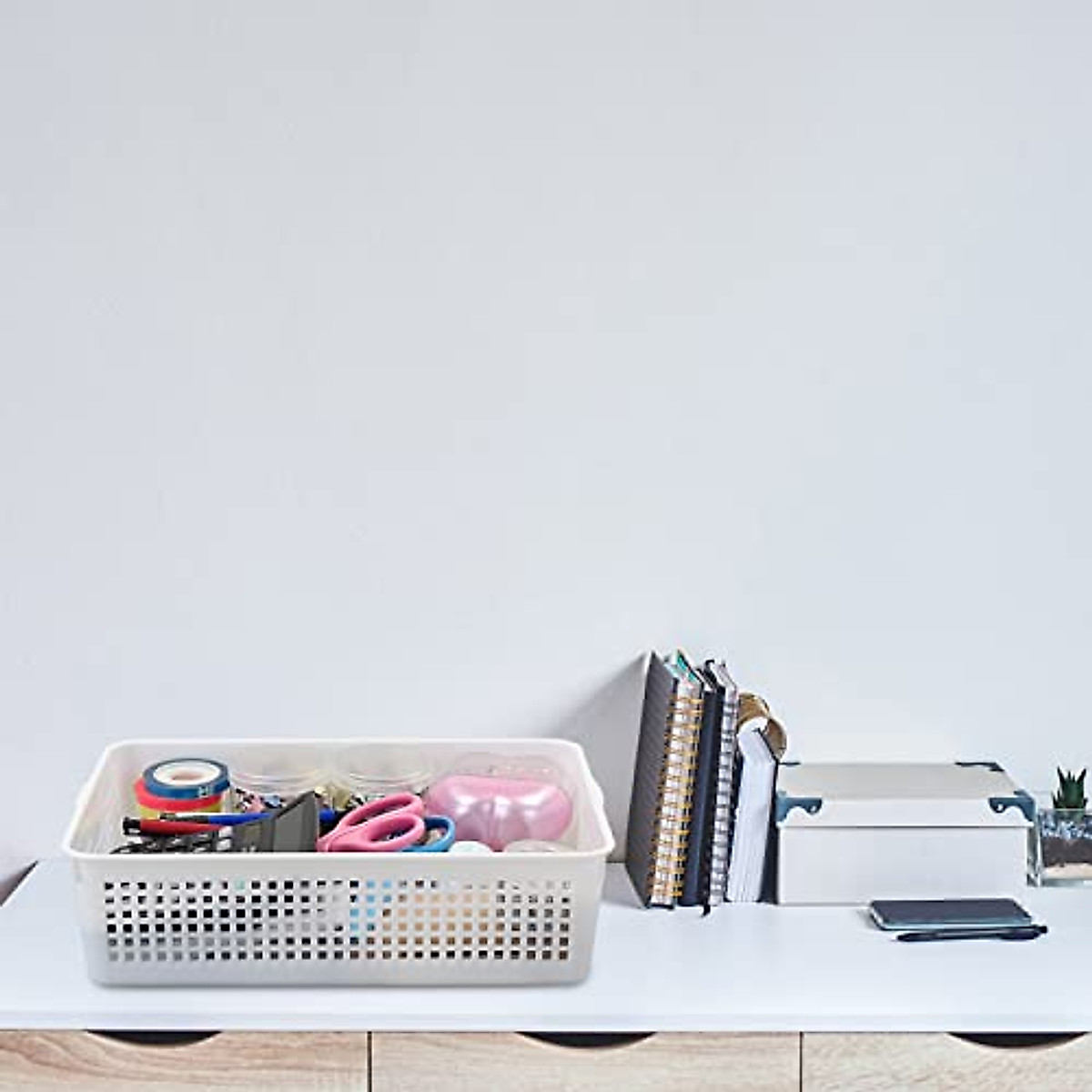 DynkoNA 6-Pack Plastic Shallow Basket trays, Paper Storage Trays