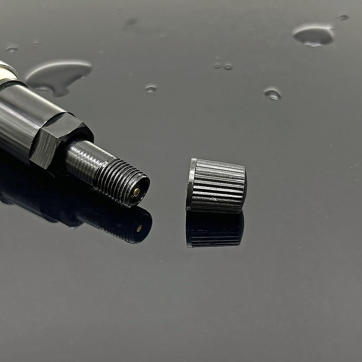 TPMS Valve Stem Covers Black Tire Valve Caps Plastic TPMS Replacement Valve Stem Caps with O-Ring Rubber Seal Universal Fit Car Truck Motorcycle, Dustproof, Airtight Seal, Light-Weight (10-Pack)