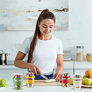 SUMELA Overnight Oats Containers With Lids & Spoon, Meal Prep Yogurt Containers, Parfait Cups With Lids, Large Capacity Crunch Cup, 20 Oz BPA Free Reusable Cups(Set Of 4)