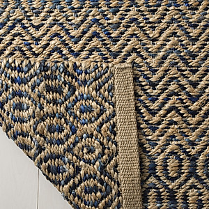 SAFAVIEH Cape Cod Collection Accent Rug - 3' x 5', Navy & Natural, Handmade Boho Braided Jute, Ideal for High Traffic Areas in Entryway, Living Room, Bedroom (CAP309N)