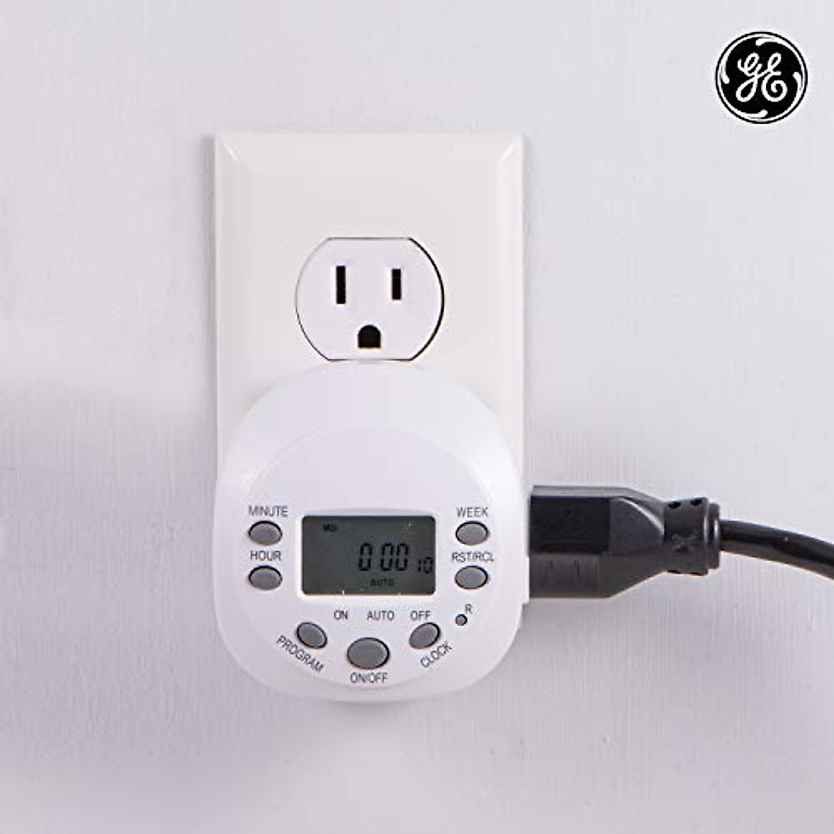 GE 7-Day Programmable Indoor Digital Timer, 1 Grounded Outlet Timer, Weekly / 7 Day Cycle Timer Plug, Timer For Electrical Outlets, 125 VAC Light Timer, Plug Timer, Lamp Timer, White, 1 Pack, 15150