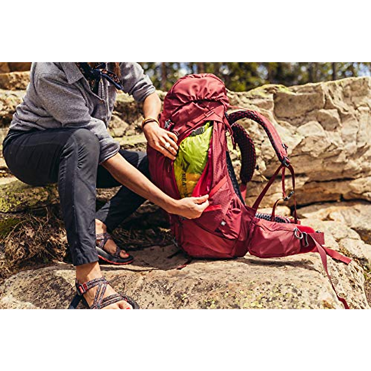 Gregory Women's Kalmia 50, Bordeaux Red, XS/SM