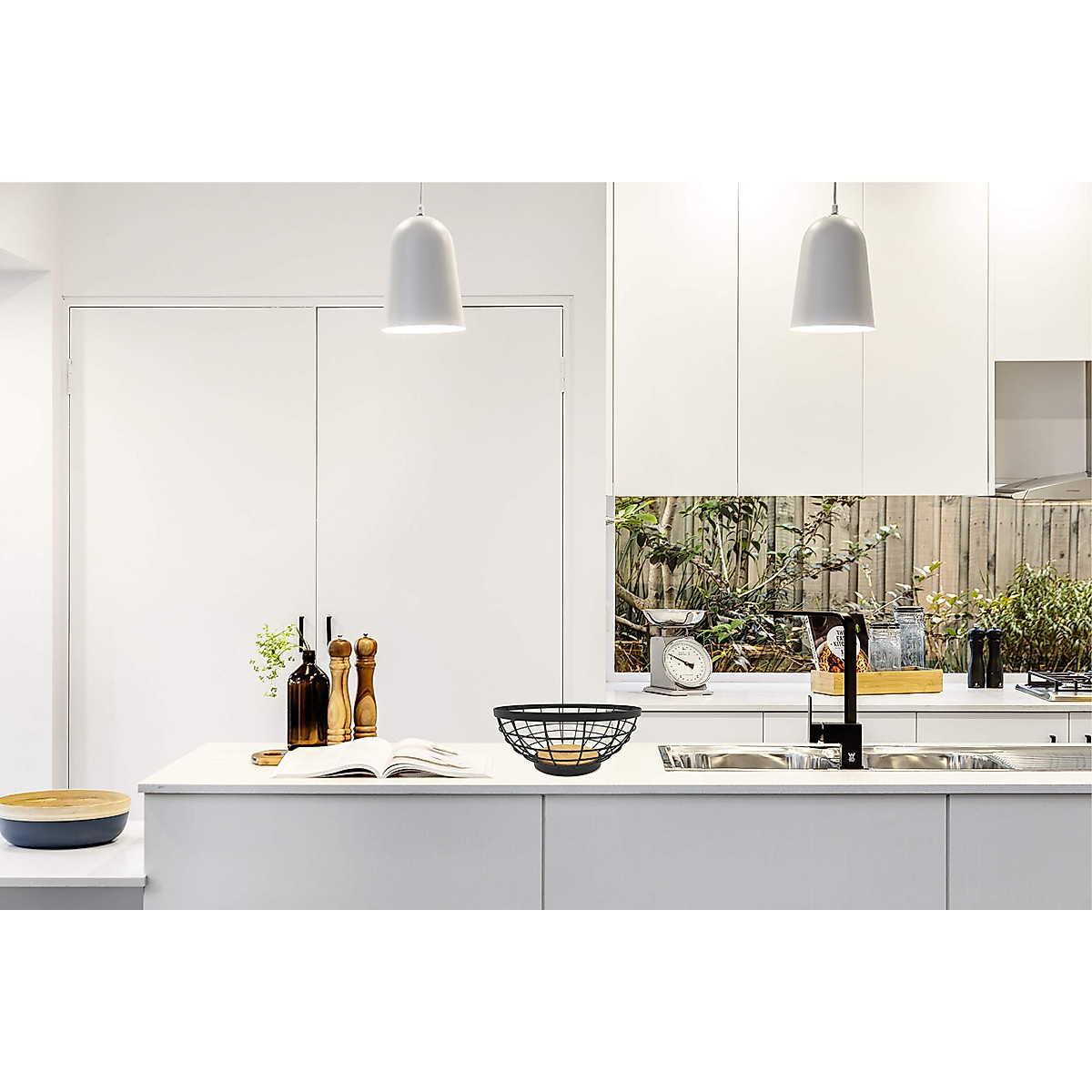 Large Wooden Fruit Bowl for Kitchen Countertop & Dining Room, Decorative Wooden Wire Basket for Living Room- ShinYik Japanese Zakka Style with Bamboo Wood and Rust Resistance Black Iron