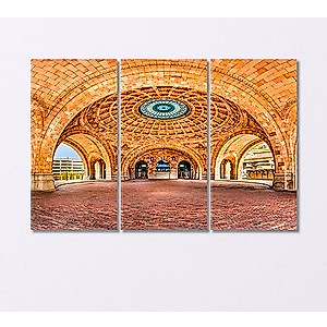 Historic Pittsburgh Train Station USA Canvas Print 1 Panel / 36x24 inches