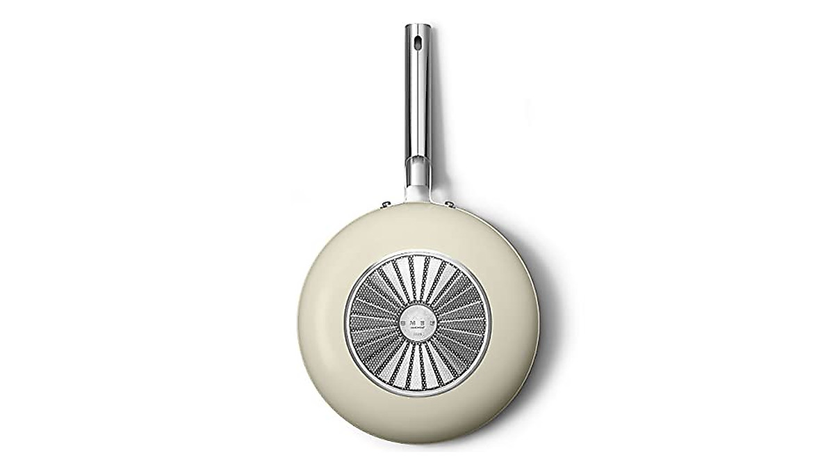 Smeg Cream 12-Inch Wok - Premium Non-Stick Cookware