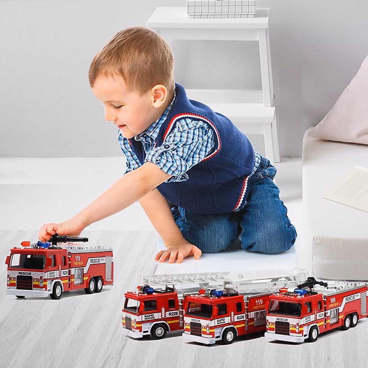 CORPER TOYS Toy Fire Truck, 3 Pack Firetruck Toys Set with Extending Rescue Rotating Ladder Water Gun Lights and Siren Sounds, Pull Back Alloy Car Toys for Toddlers Boys Girls Kids Gift