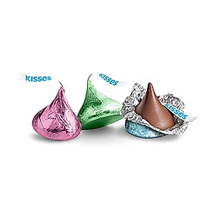 Hershey's Kisses Easter Milk Chocolate – Easter Chocolate Candy Individually Wrapped in Green, Blue and Pink Pastel Foils – Bulk Party Pack (2 Pound (Pack of1))
