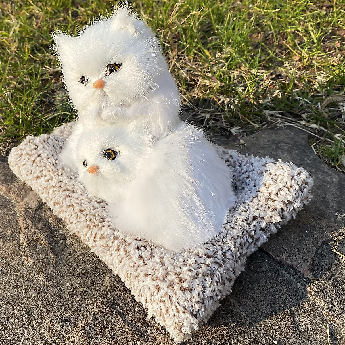 2 in 1 Simulation Furry Kittens Realistic Couple Cats on Rug/Home Shelf Car Decorative Statue - Pad Filled with Activated Carbon Beads (White)