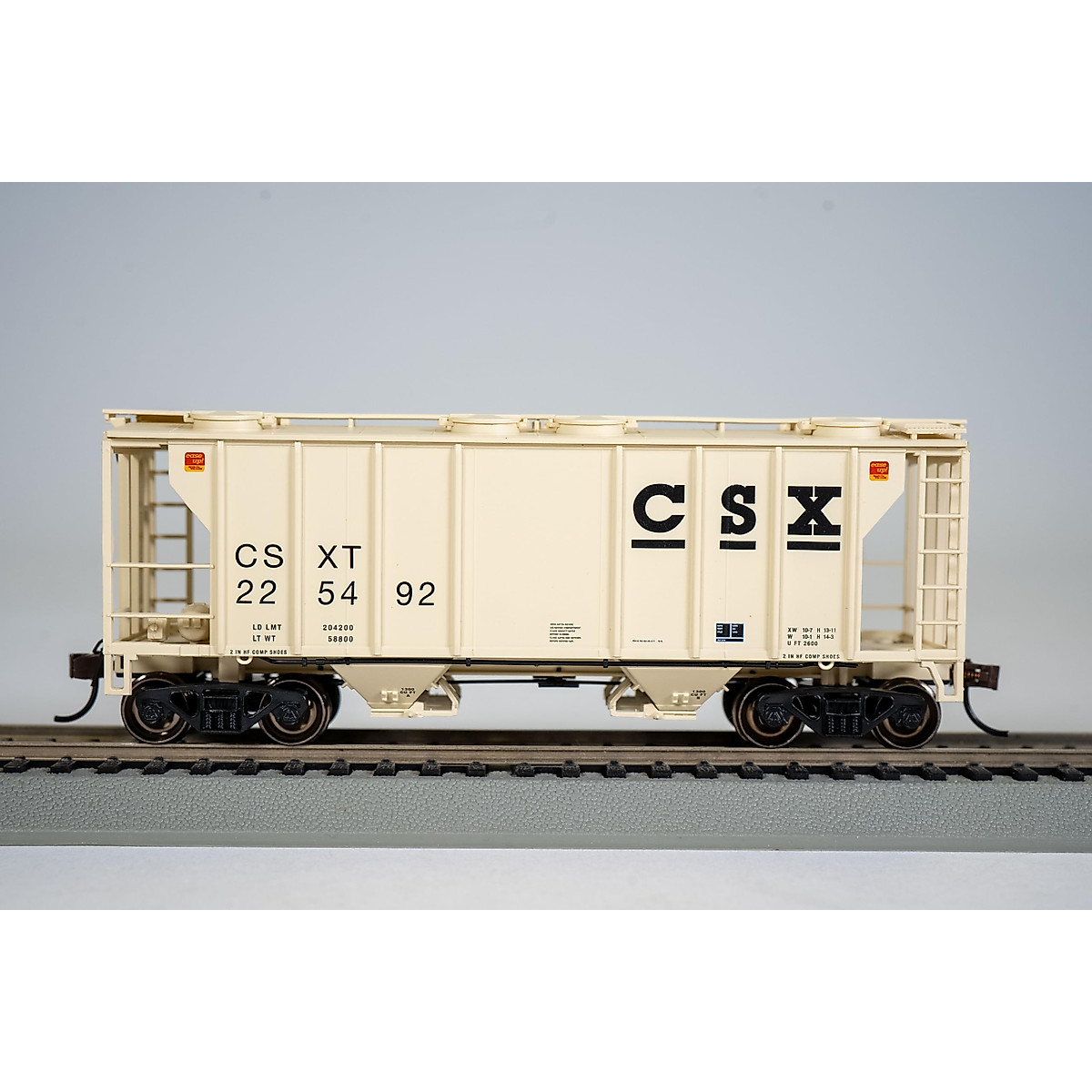 Bachmann Trains - PS-2 Two Bay Covered Hopper - Late Version - CSX® #225492 - HO Scale