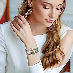 Fesciory Leopard Bracelet for Women, Boho Leather Wrap Multi-Layer Pearl Crystal Bracelet Bangle Jewelry (B33:Heart Leather(Silver))