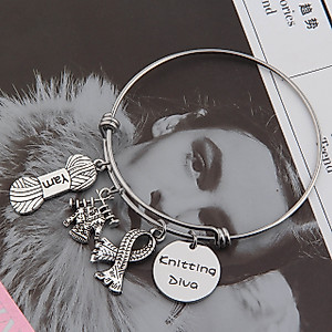 Gzrlyf Knitting Diva Bracelet Knitting Lover Bracelet Knitter Bracelet Crochet Bracelet Gift for Knitter Grandmother Gift Retirement Gift (Knitting Diva bracelet)