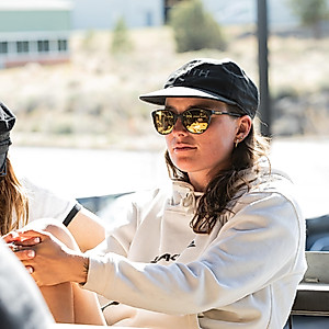 SMITH Cheetah Sunglasses with Polarized Lenses – Performance Sports Active Cat Eye Sunglasses – For Women – Tortoise + Brown Gradient Polarized Lenses