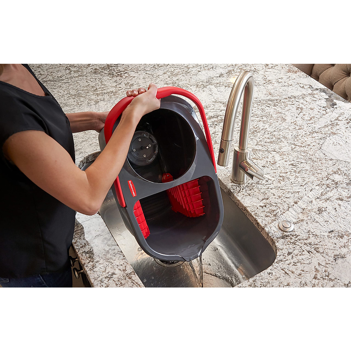 Rubbermaid Microfiber Flat Spin Mop Floor Cleaning System with Wringer Bucket, Red, Flat Floor Mop for Hardwood/Laminate/Vinyl/Tile/Stone Floors