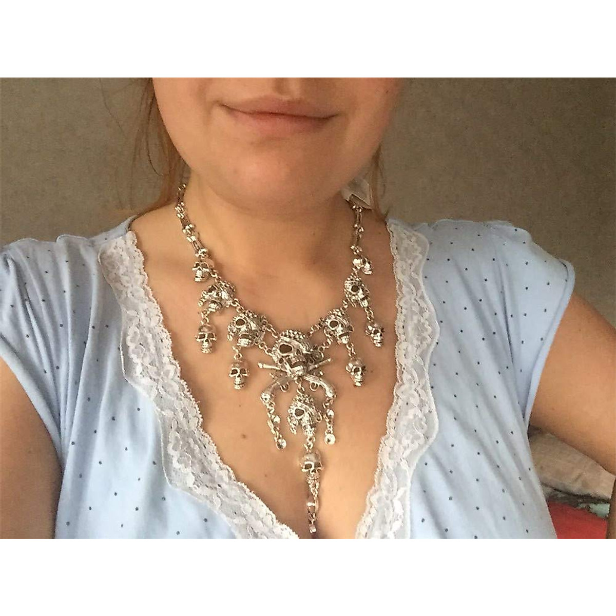 LZHLQ Jewelry Fashion Multi-Level Pirate Skull Tassel Charm Necklace Collar Bib for Women Horror Necklace Punk