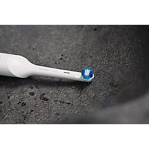 Jordan ® | Clean Smile Electric Toothbrush for Adults + Green Clean Electric Toothbrush sustainable refills x 4 units | Quick Charge, Long-Lasting Battery, Pressure Sensor, 2 Speed Modes | Black Color