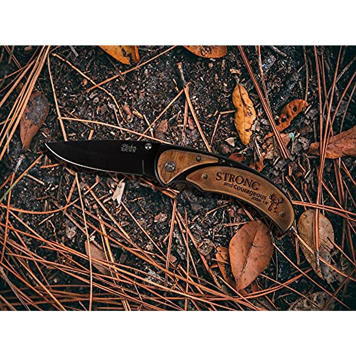 P. Graham Dunn Inspirational Sharp-Edge Metal Finished Christian Pocket Knife - 3 Inch Blade (Strong and Courageous)