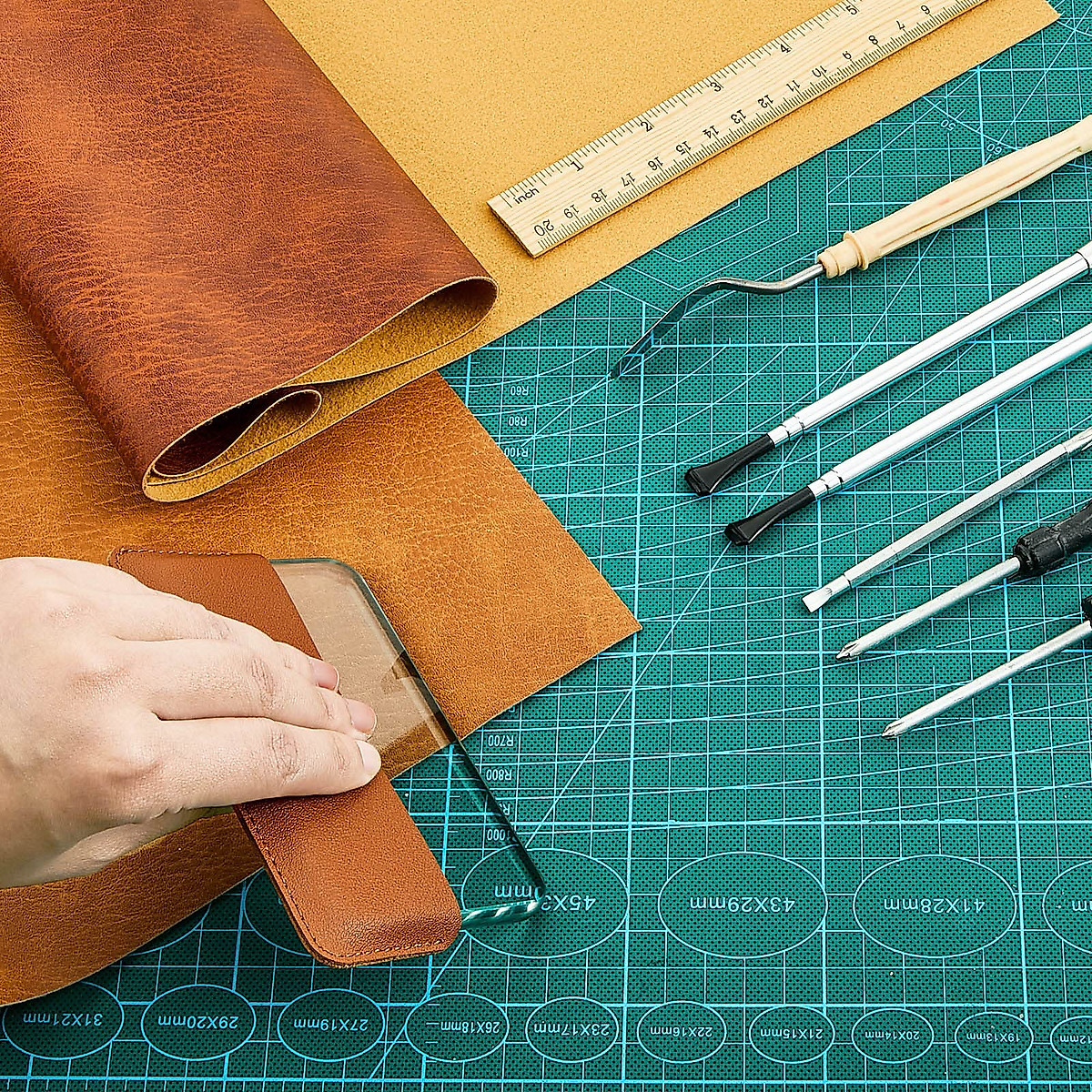 Remagr 2 Sets Leathercraft Glass Slicker for Burnishing Leather Burnisher Leather Burnishing Tool with Faux Leather Handle for Burnishing Leather Glass Block Leather Smoothing Techniques