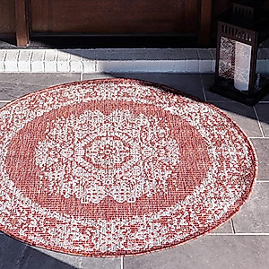 Rugs.com Outdoor Traditional Collection Rug – 4 Ft Round Rust Red Flatweave Rug Perfect for Kitchens, Dining Rooms