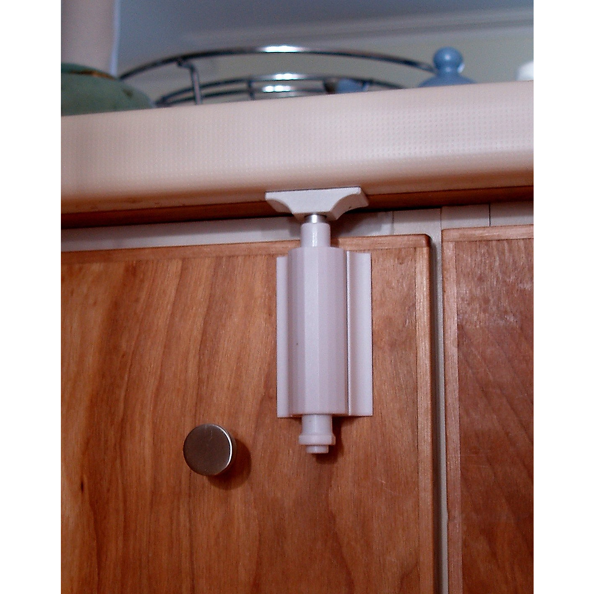 Cardinal Gates The Guardian Lock Stick On, White