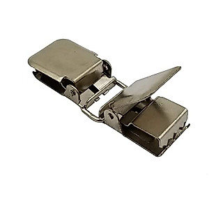 Double Rug Clips (4 Pcs per Pack) for Hanging Carpets, Rugs and Quilts from Wise LINKERS