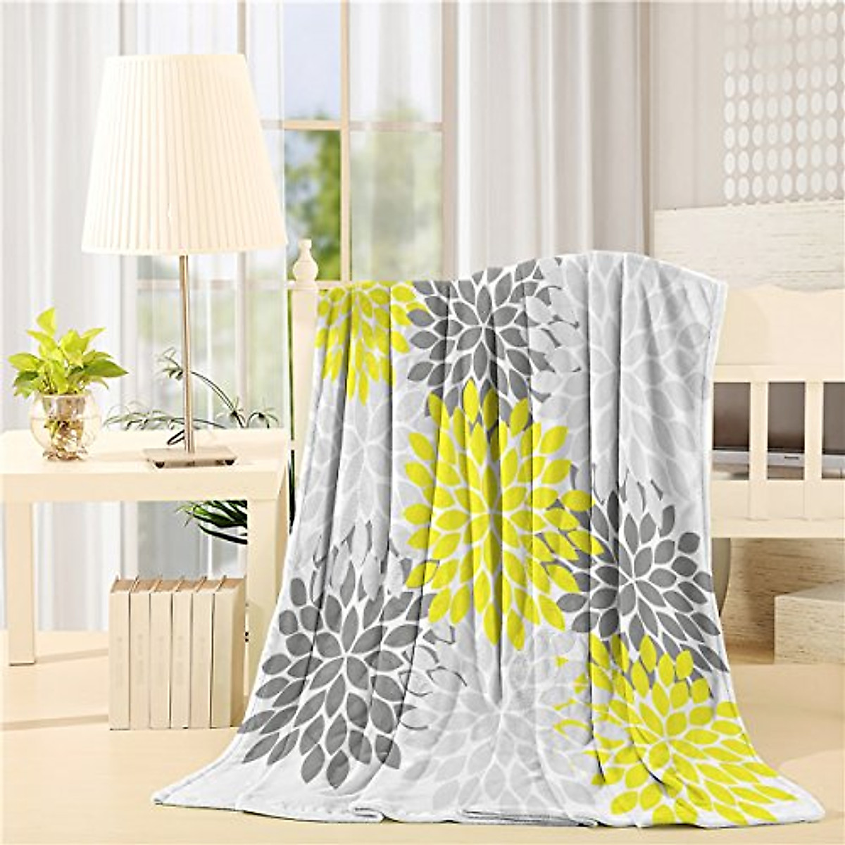 SUN-Shine Flannel Fleece Luxury Blanket Home Multicolor Dahlia Pinnata Flower Throw Lightweight Cozy Plush Microfiber Colorful Blanket 40x50Inches Black, Yellow, Grey