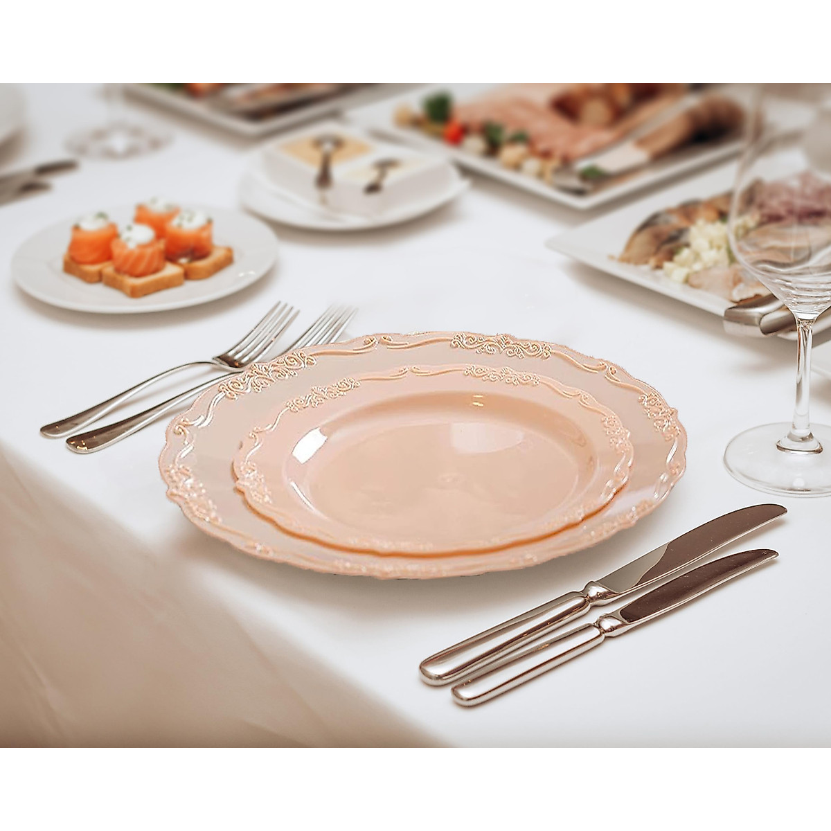 Posh Setting Posh Disposable Vintage Plastic Plates Set - Heavy Duty Vintage Dinnerware, 60 Pack with 30 Appetizer & 30 Dinner Plates for Wedding, Pink/Blush