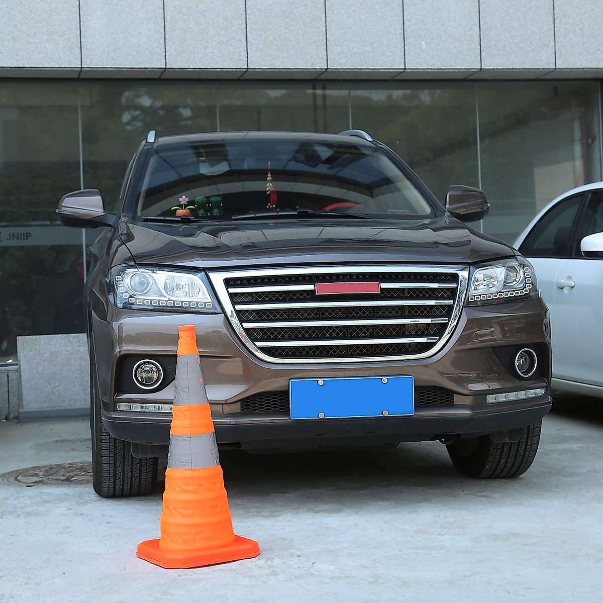 Sunnyglade 4 Pack 15.5 inch Collapsible Traffic Cones Multi Purpose Pop up Reflective Safety Cone