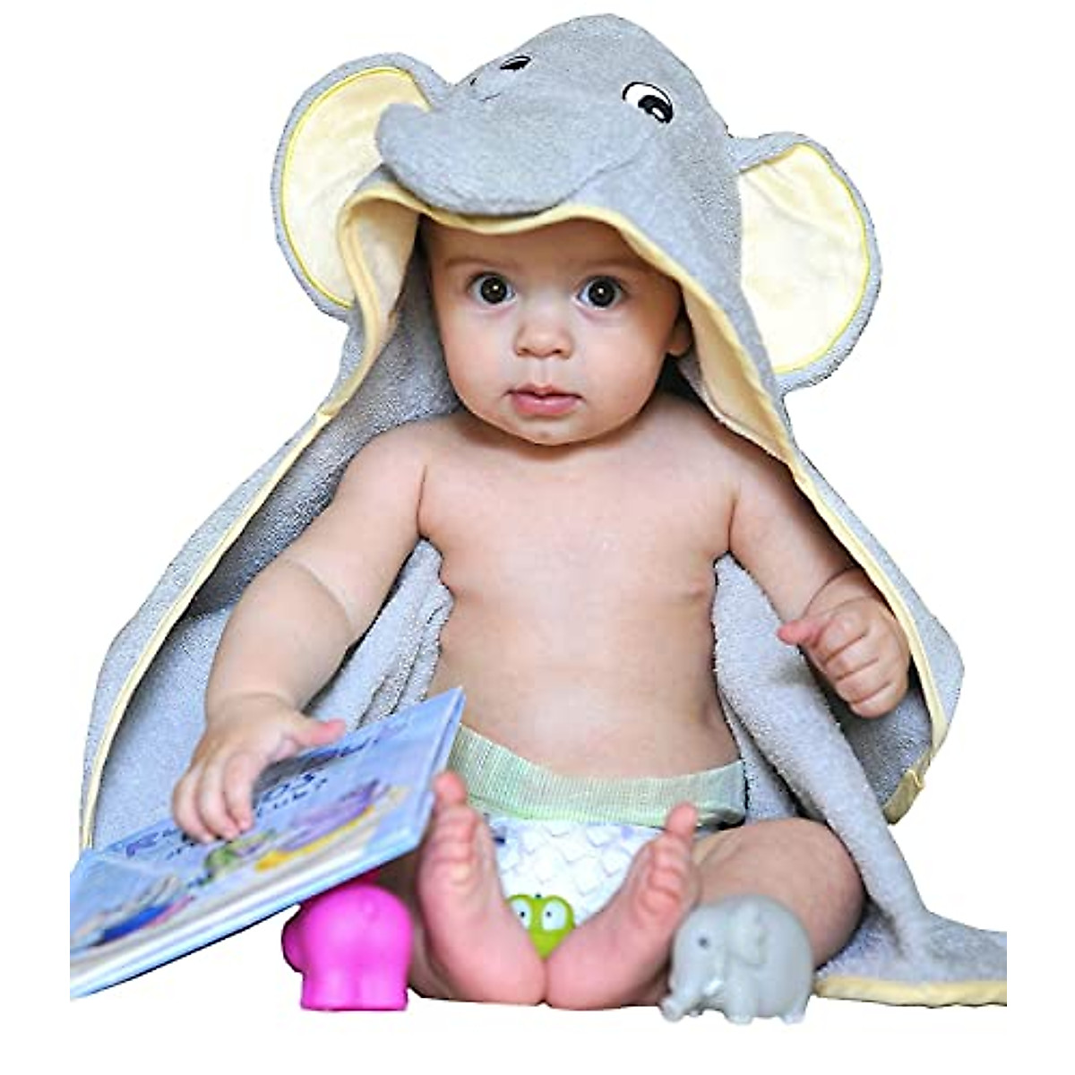 Tickle & Main Rub-a-Dub Gift Set, 5-Piece Bath Set Includes Elephant Hooded Towel, 3 Jungle Safari Squirt Toys, and Book for Boys and Girls!